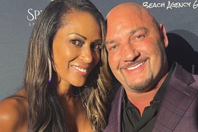 Jay Glazer Engaged To Longtime Sweetheart Rosie Tenison - The Union Journal Jay Glazer Engaged To Longtime Sweetheart Rosie Tenison - The Union Journal